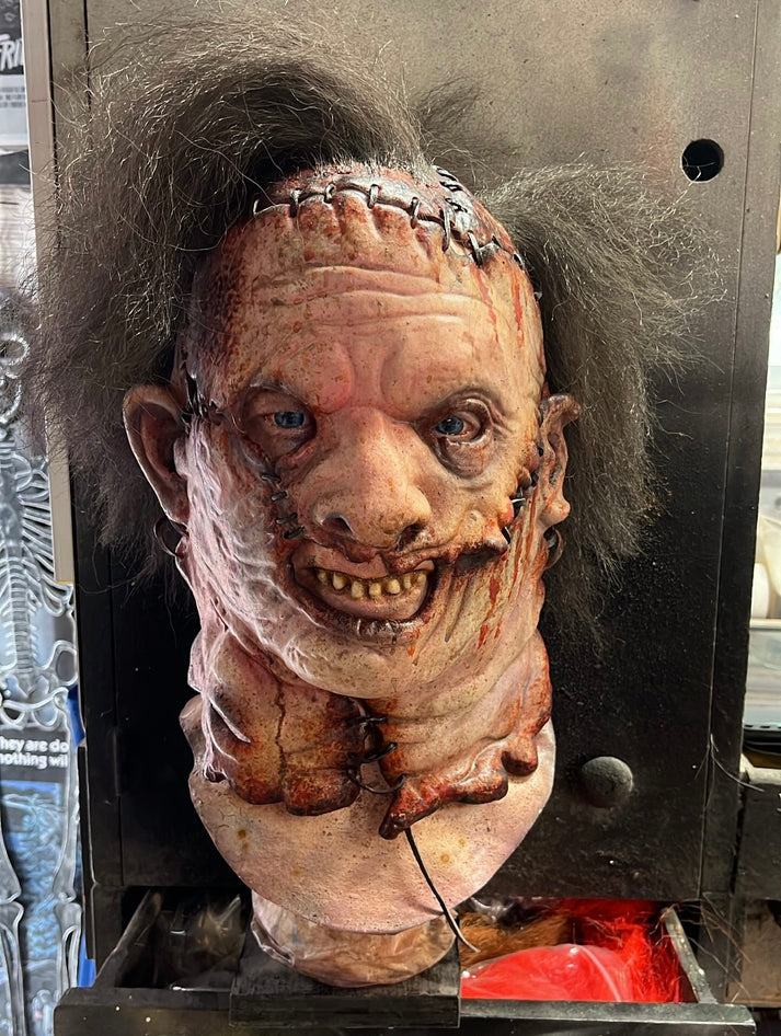 Leatherface Display – The Horror Family LLC